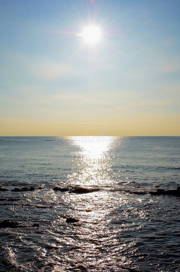Horizon stock image. Image of reflection, ocean, horizon - 2322529