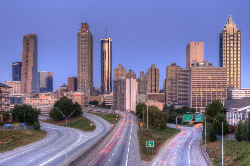 Horizon d'Atlanta photo stock éditorial. Image du financier - 21138688