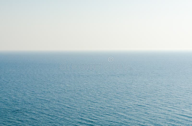 Horizon de mer image stock. Image du horizontal, seascape - 104719875