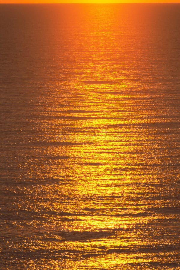 Horizon, Sky, Water, Calm Picture. Image: 107374861