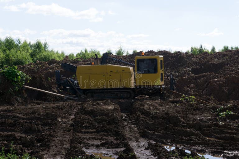 Horizontal Directional Drilling Machine, Machine for Installing ...