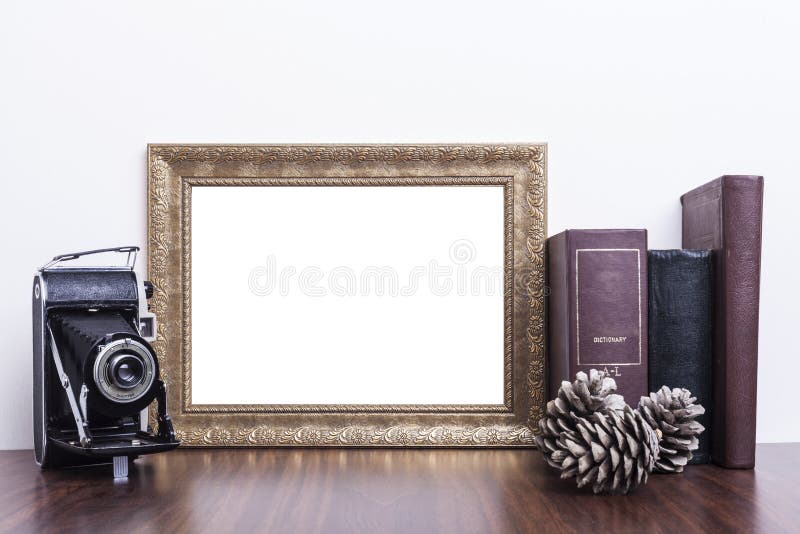Horizontal Gold Frame stock image. Image of fashioned - 58700357