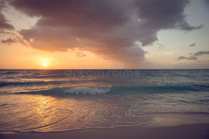 Horizontal Shot of the Beautiful View of the Beach and Sea in Aruba ...