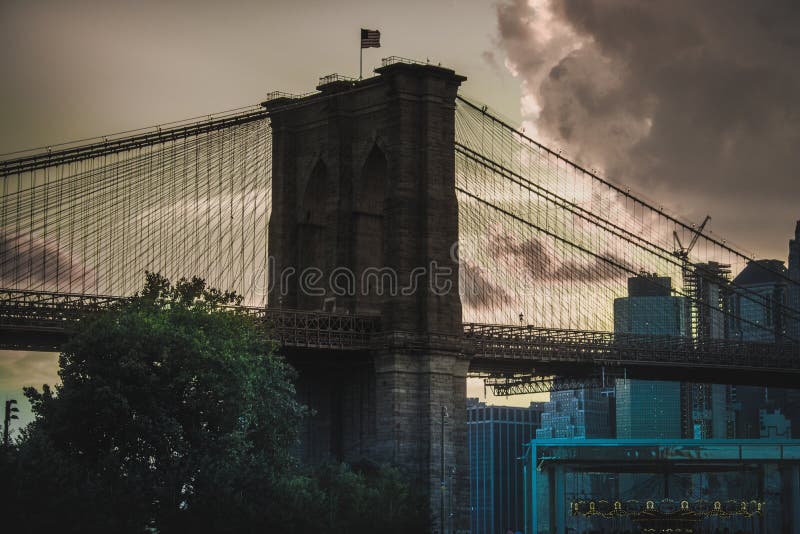 Horizontal Shot of the Brooklyn Bridge from the Side View in the Dusk ...