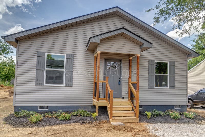 Starter Tract Home Under Construction Stock Photo - Image of exterior ...