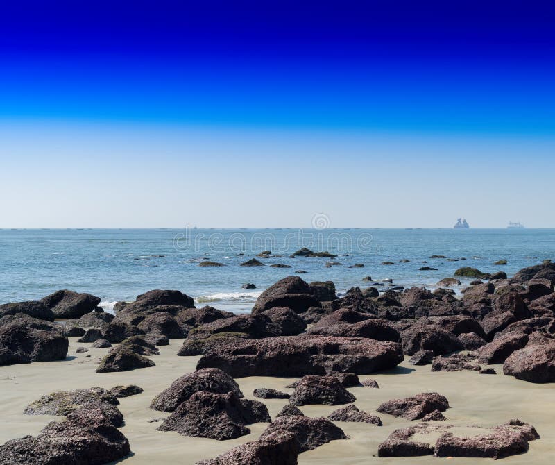 Horizontal Vivid Stony Beach Ocean Horizon Landscape Background Stock ...