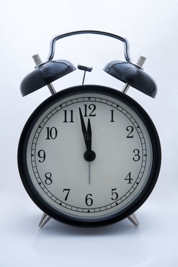 11h00 d'horloge image stock. Image du affichage, chiffre - 102068791