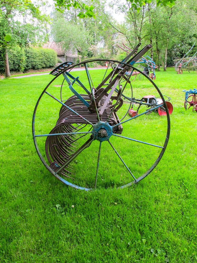 Antique Horse Drawn Hay Rake Stock Image - Image of dirty, rake: 57038771