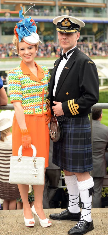 Horse racing editorial image. Image of rider, track, jockey - 32139940