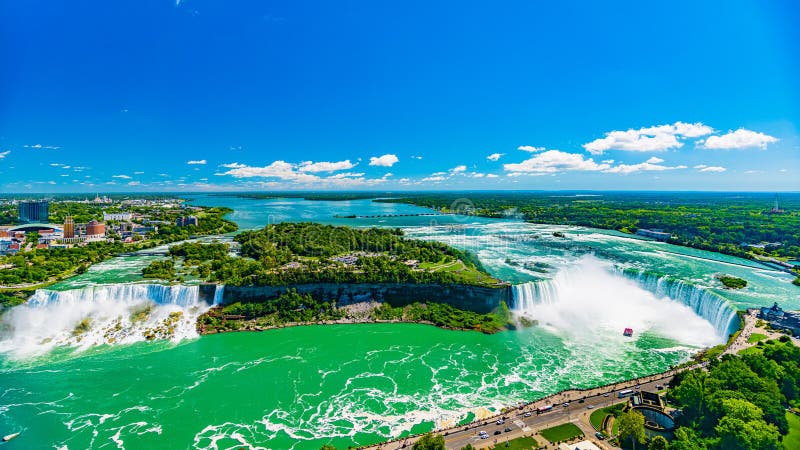 Horseshoe Fall, Niagara Gorge and Boat in Mist, Niagara Falls, Ontario ...