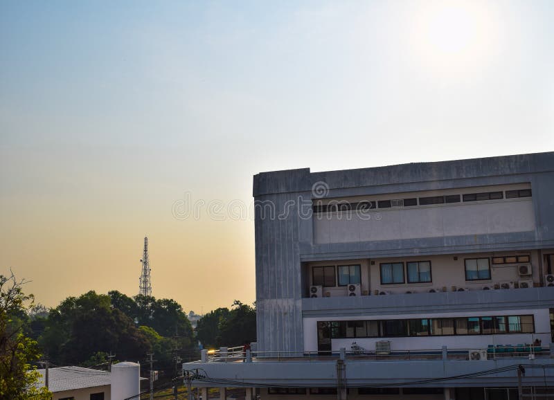 Hospital building editorial photography. Image of company - 71673052