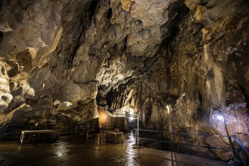 151 Vietnam Cat Ba Island Cave Stock Photos - Free & Royalty-Free Stock ...