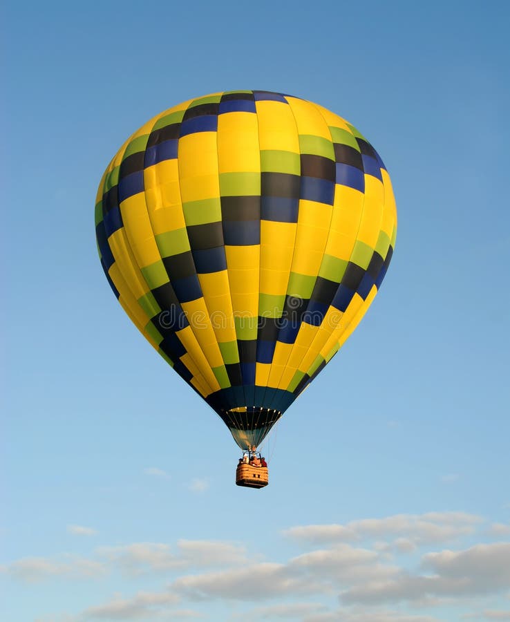 30+ Ascending hot air balloon Free Stock Photos - StockFreeImages