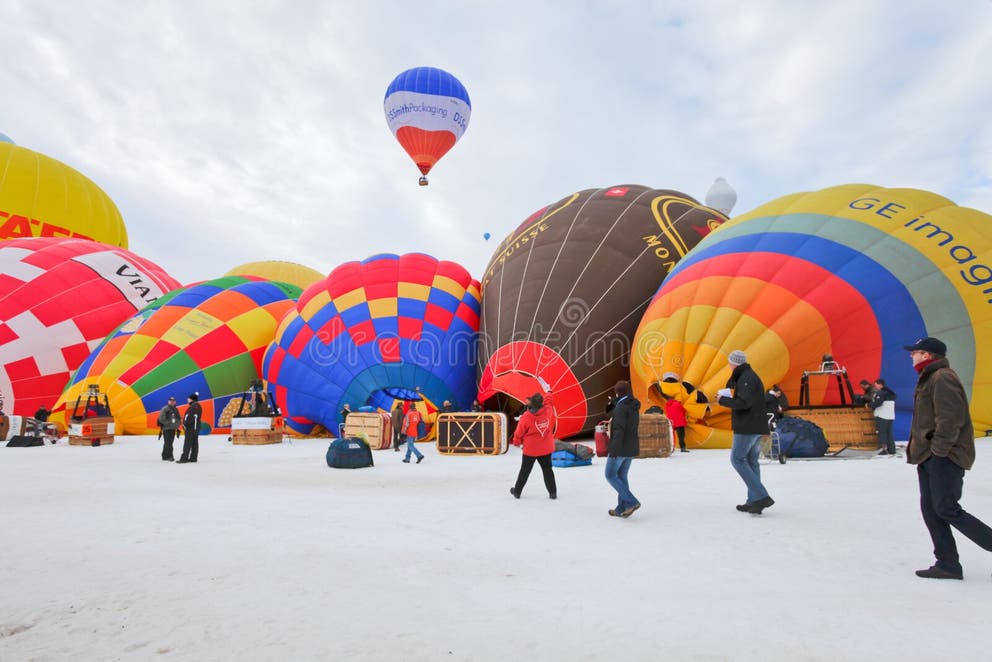 Hot Air Balloon Launch editorial stock image. Image of festival - 22989324
