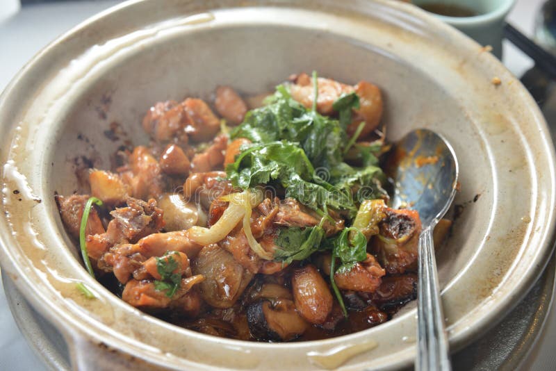 Hot clay pot steam chicken stock image. Image of deep - 119573707