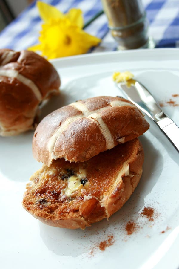 Hot Cross Buns stock image. Image of toasted, sultanas - 4659865