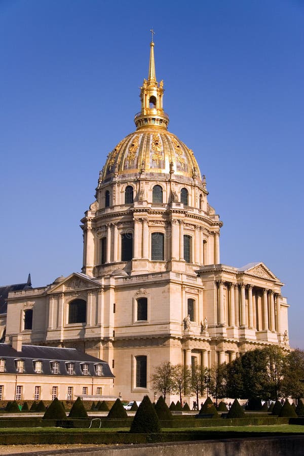 Golden Dome of Les Invalides, Paris Stock Photo - Image of tourism ...