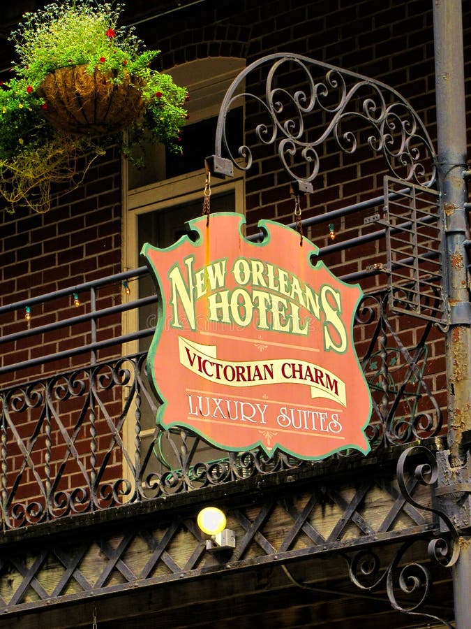 Hotel-Zeichen 1 redaktionelles bild. Bild von hotel, rustikal - 71984485