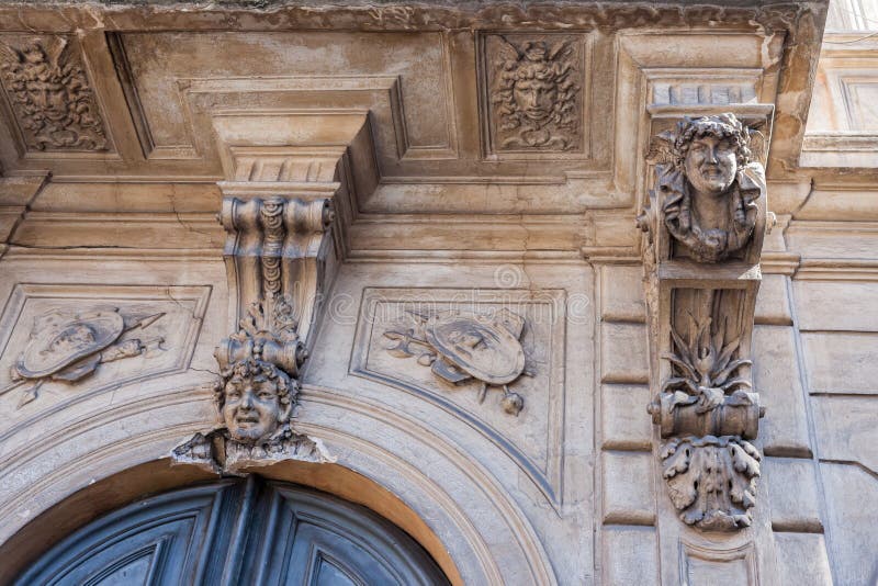 House Architecture in the City of Rome Editorial Stock Image - Image of ...