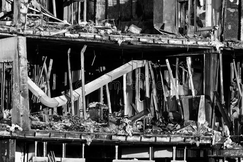 House burned out by fire stock image. Image of fire, demolitiong - 21006649