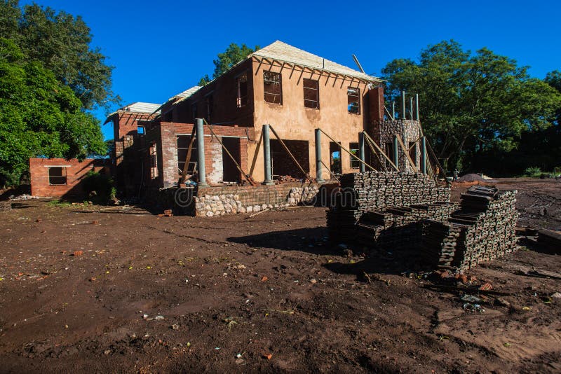 Home Building Structure Halfway Stock Photos - Free & Royalty-Free ...