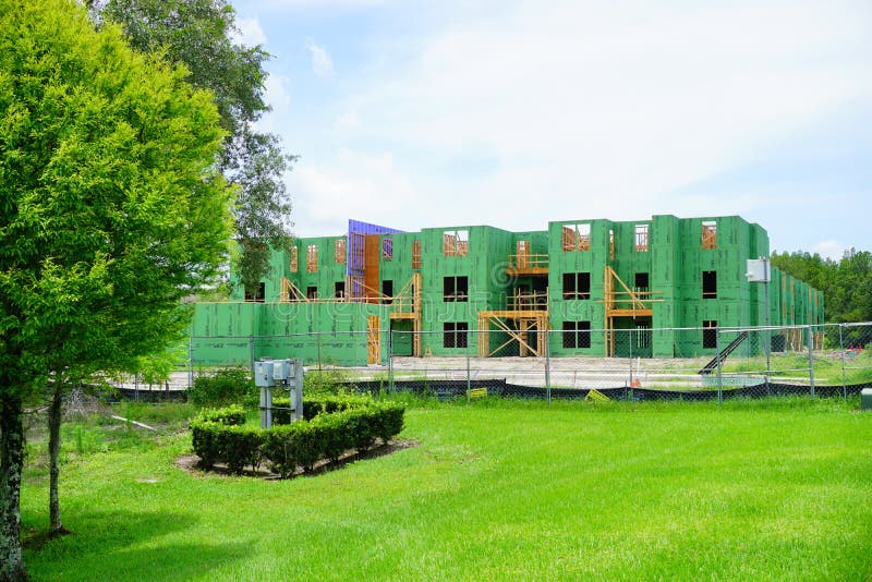 A house construction site editorial photo. Image of blue - 249266616