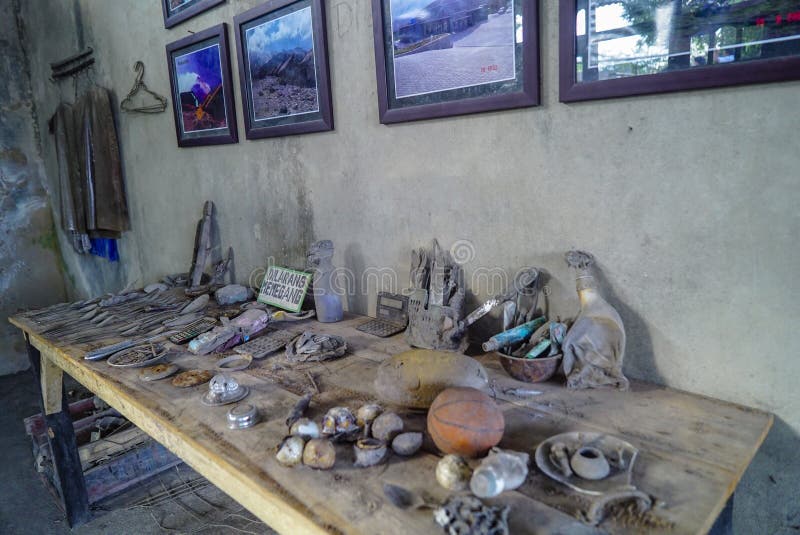 House after the Eruption of Volcano Merapi in 2010 Editorial ...