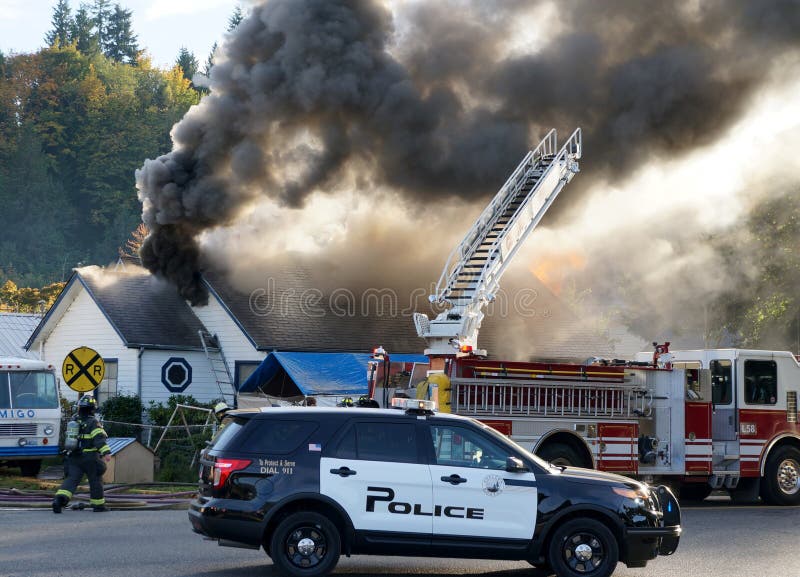 House fire editorial photography. Image of surrounded - 60464742