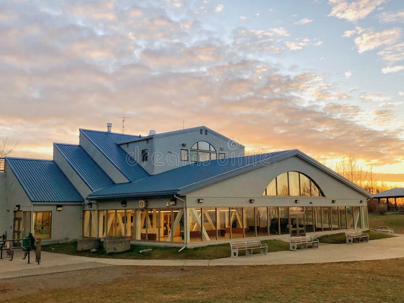 House on the Hill editorial image. Image of hill, nature - 164661155