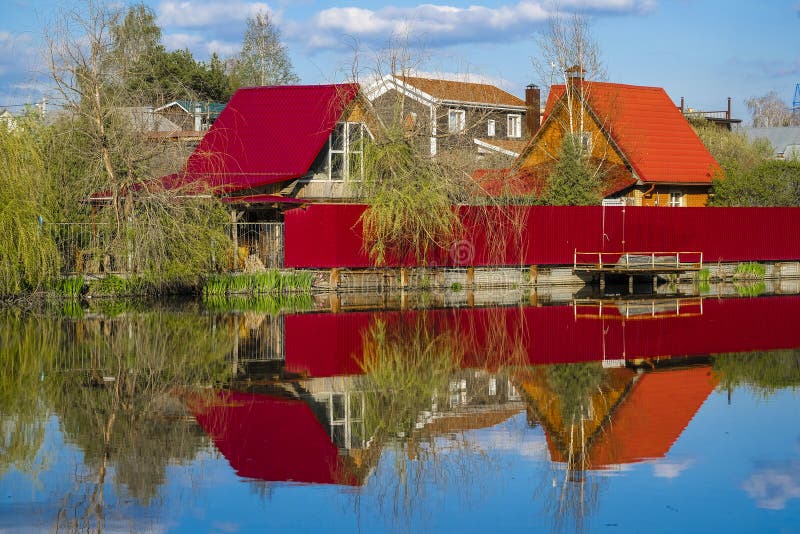 House on the Lake and Its Reflection in it Stock Image - Image of lake ...