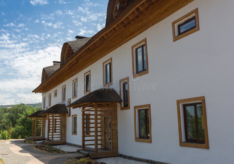 House with roof hay stock image. Image of outdoors, cottage - 33116815