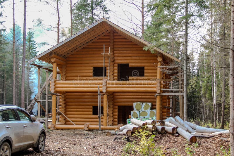The house is made of logs stock image. Image of pine - 66133199