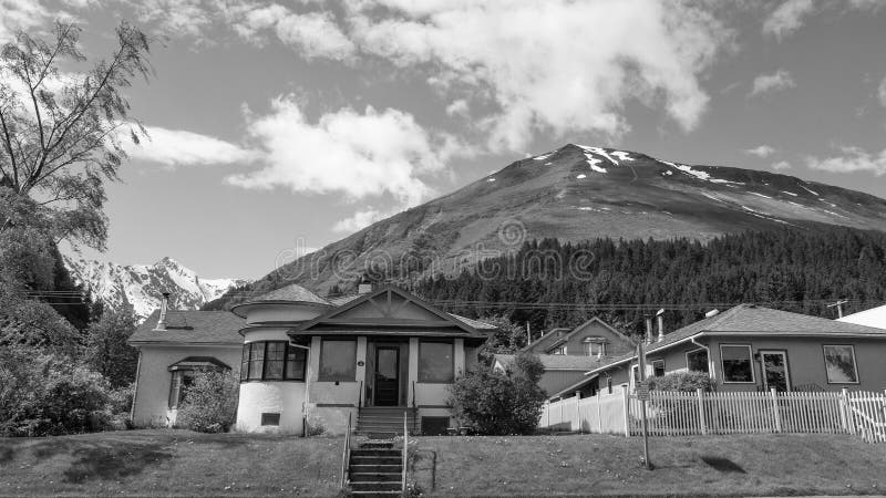 House in Mountain. House in Scenery Mountain. House in Mountain ...