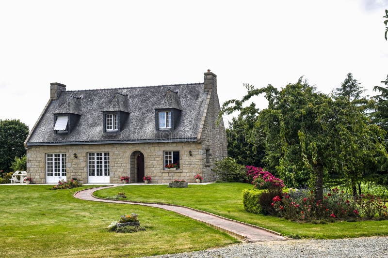 House near Lanvallay stock image. Image of curve, country - 26970275