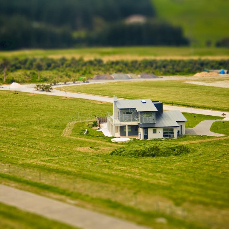 House near the road stock image. Image of trees, countryside - 14544149