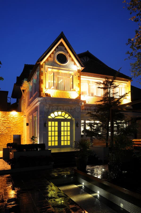 House at night stock photo. Image of home, luxury, designer - 12334602