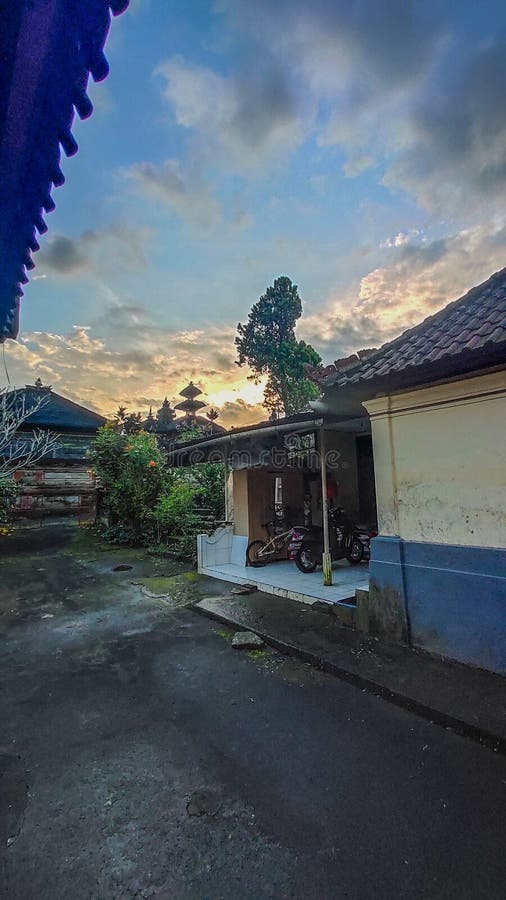 Houseafternoonview Stock Photos - Free & Royalty-Free Stock Photos from ...