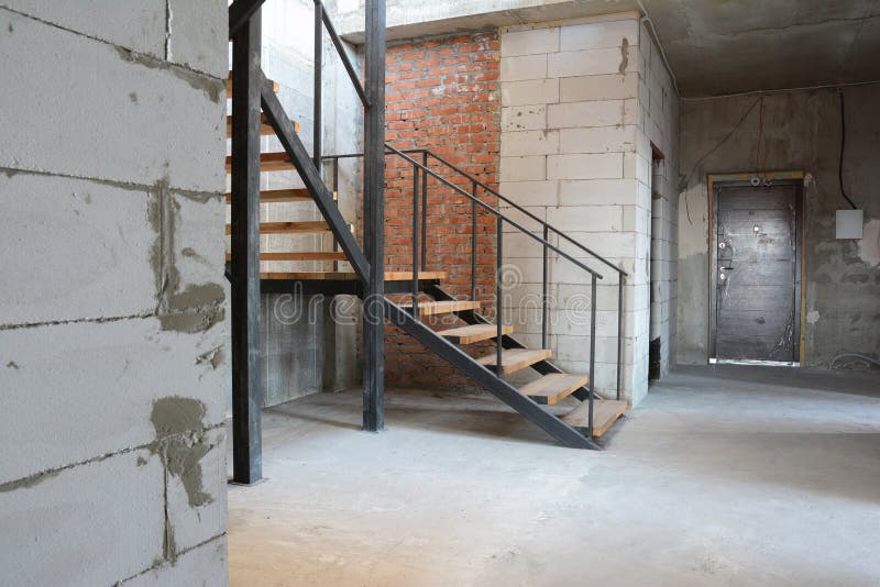 House Steps Installation. Building New Steps in House. Home Staircase ...