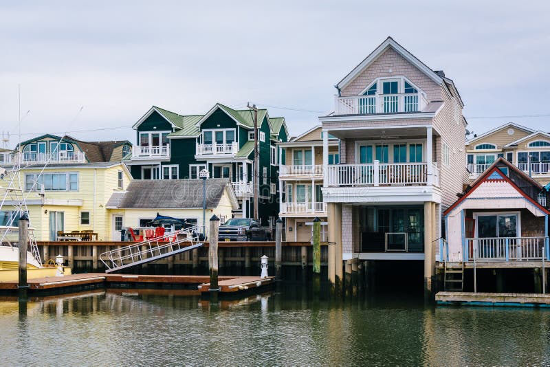 Houses Along Cape May Harbor, in Cape May, New Jersey Editorial Stock ...