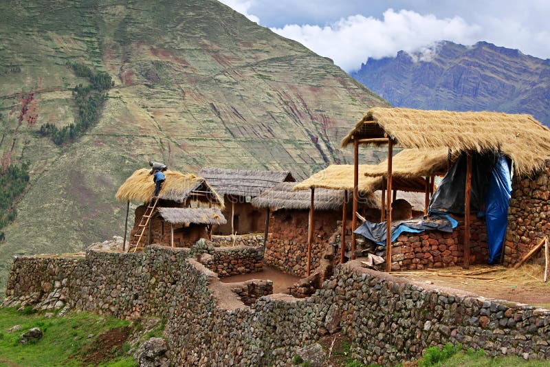 Houses in Mountains in Peru Editorial Photo - Image of history ...