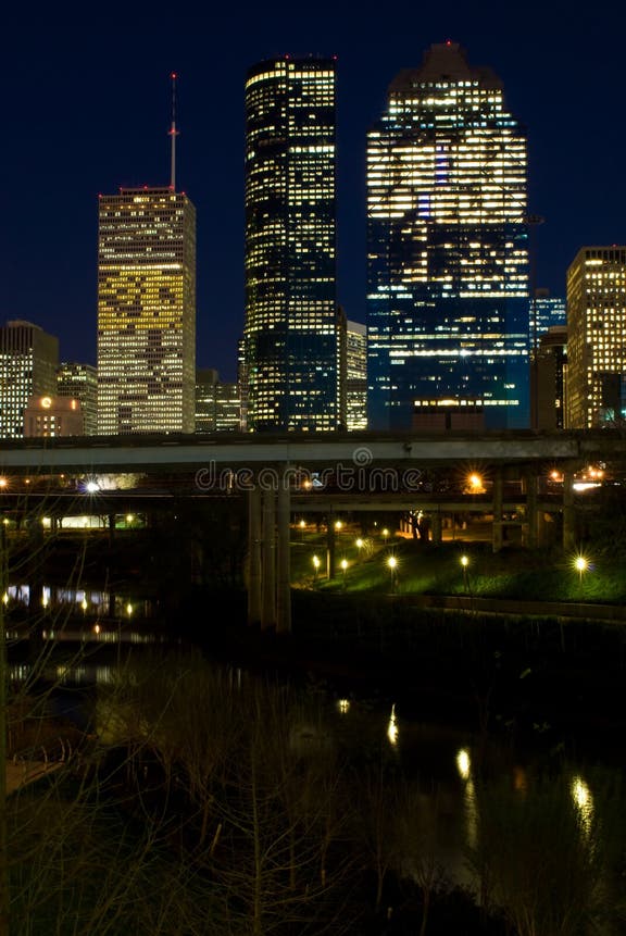 Houston, Texas (notte) immagine stock. Immagine di texas - 8396215