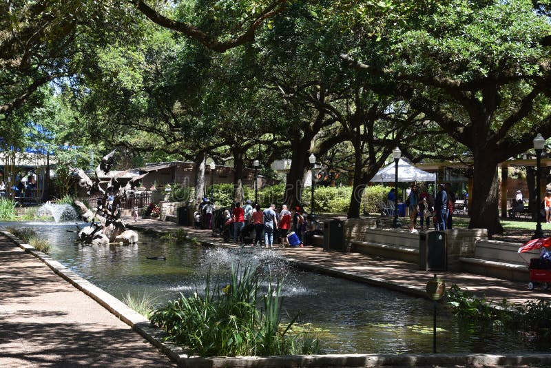 Houston Zoo, Located within Hermann Park, in Houston, Texas Editorial ...