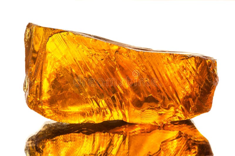 Houthars Uit Hout. Boomsap Uit De Dennenboom. Harsbinding. Extractie ...