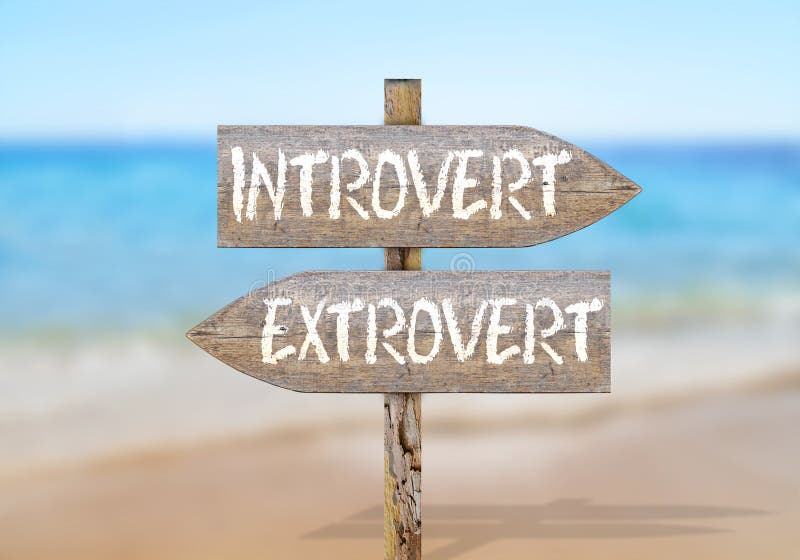 Houten Richtingsteken Met Introvert En Extravert Stock Afbeelding ...