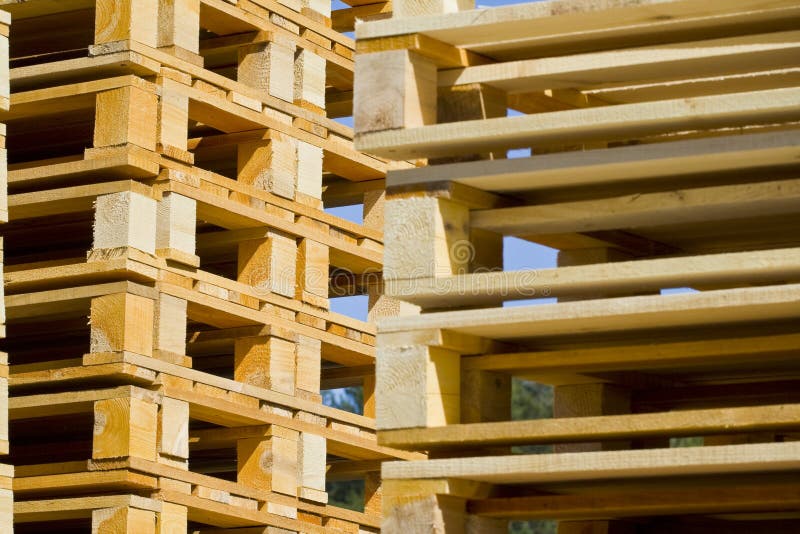 Houten Pallet En Stapel Pallets Stock Illustratie - Illustration of ...