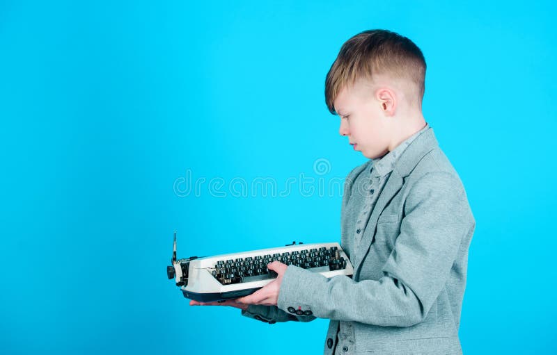 How Does a Retro Typing Machine Work. Smart Child Using Retro ...