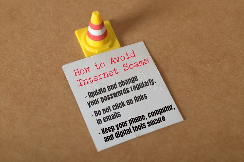 How To Avoid Internet Scams: Cybersecurity Tips with Visual Reminder ...