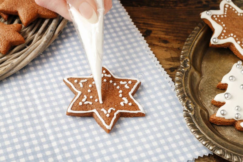 How To Make Christmas Gingerbread Cookies, Tutorial Stock Image - Image ...