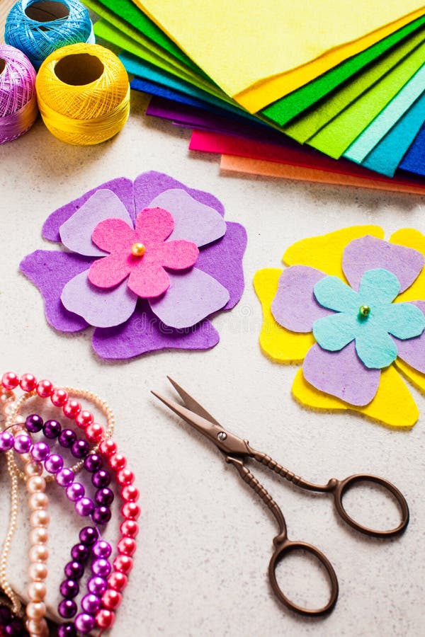 How To Make a Felt Flowers - Kids DIY Stock Image - Image of education ...