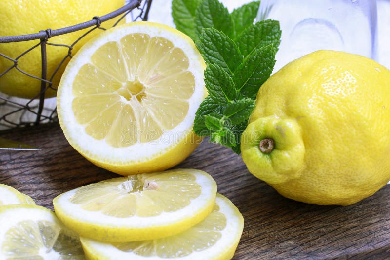 How To Make Lemonade, Step by Step, Tutorial Stock Photo - Image of ...